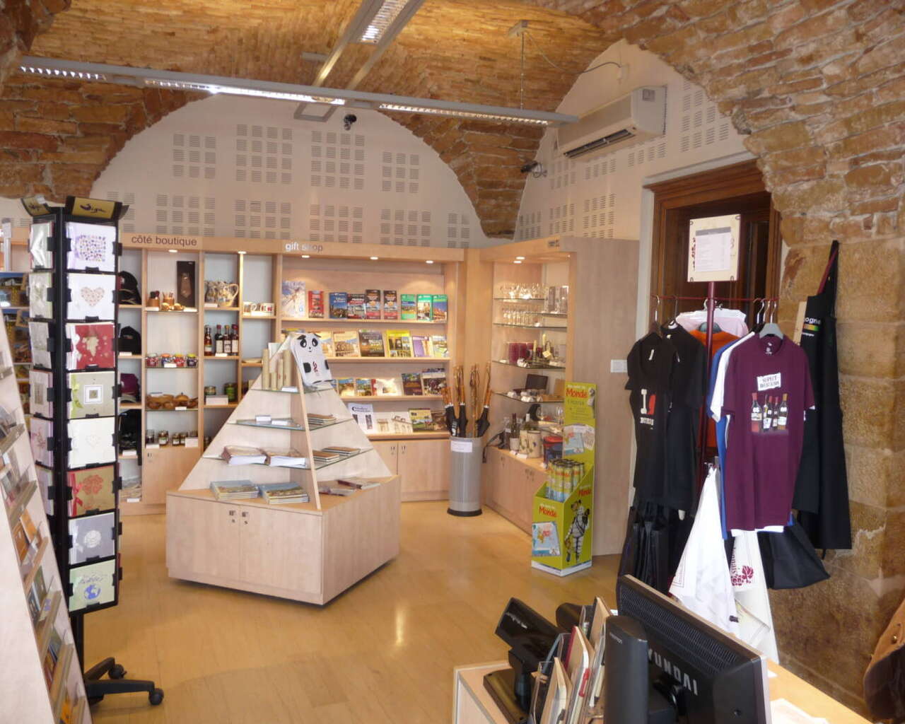 Office de Tourisme et des Congrès du Grand Chalon, Offices de Tourisme ...