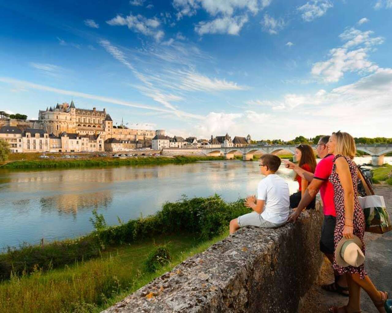 Château Royal d'Amboise, Sites et monuments historiques à Amboise
