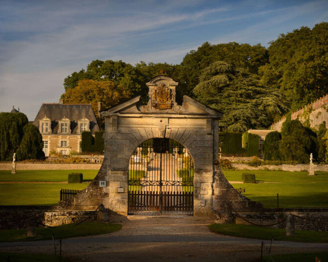 Château de Valmer - Vins et Jardins, Sites et monuments historiques à ...